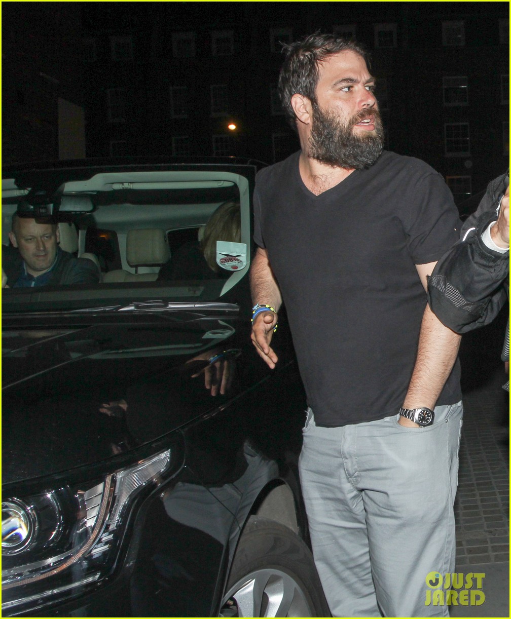 Adele Makes Rare Appearance for Night Out with Partner Simon Konecki ...