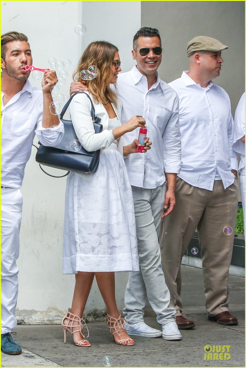 Jessica Alba Reveals Secrets To Happy Marriage to Cash Warren!: Photo ...