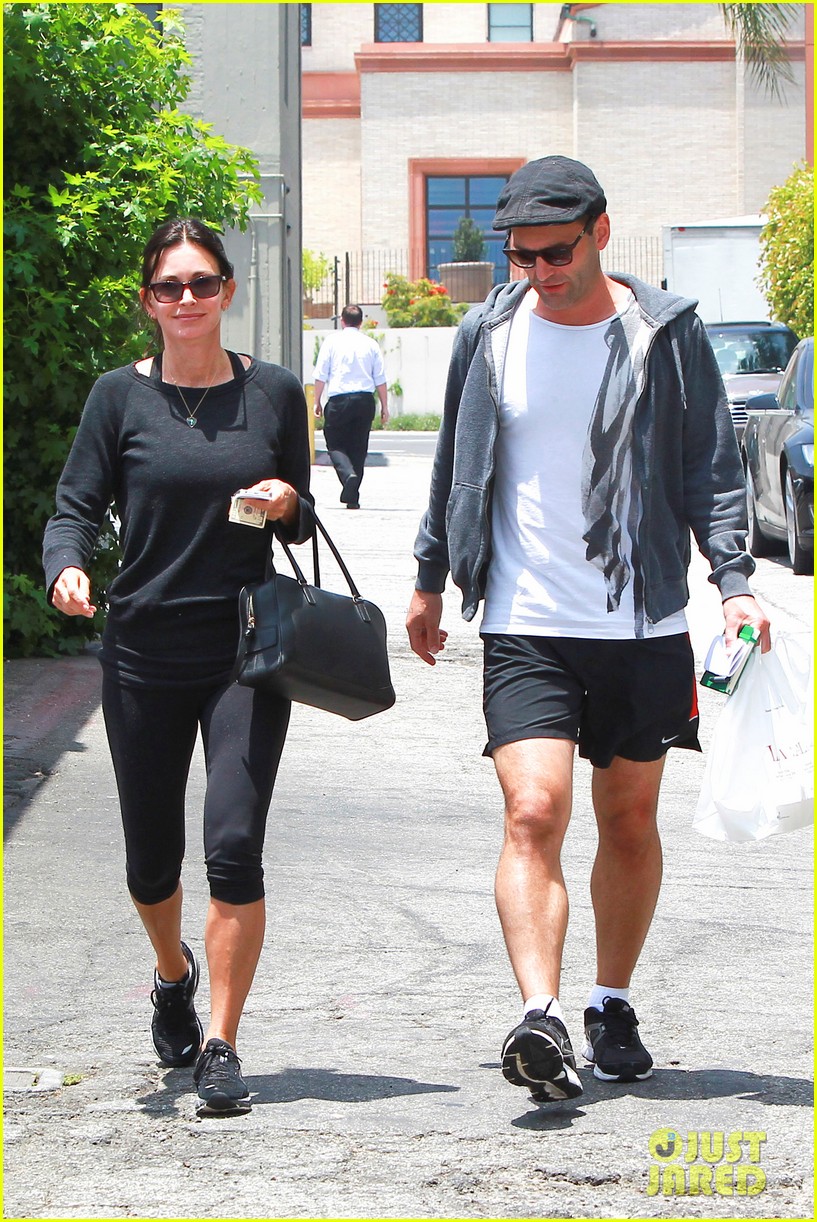 Courteney Cox & Johnny McDaid Step Out Before Engagement News!: Photo ...