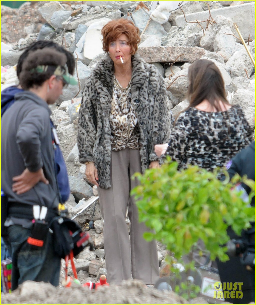 Emma Thompson is Aged So Many Years with Lots of Age Makeup for New ...