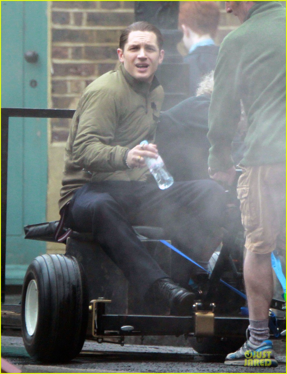 Tom Hardy Injures His Ankle During 'Legend' Filming: Photo 3139025 ...