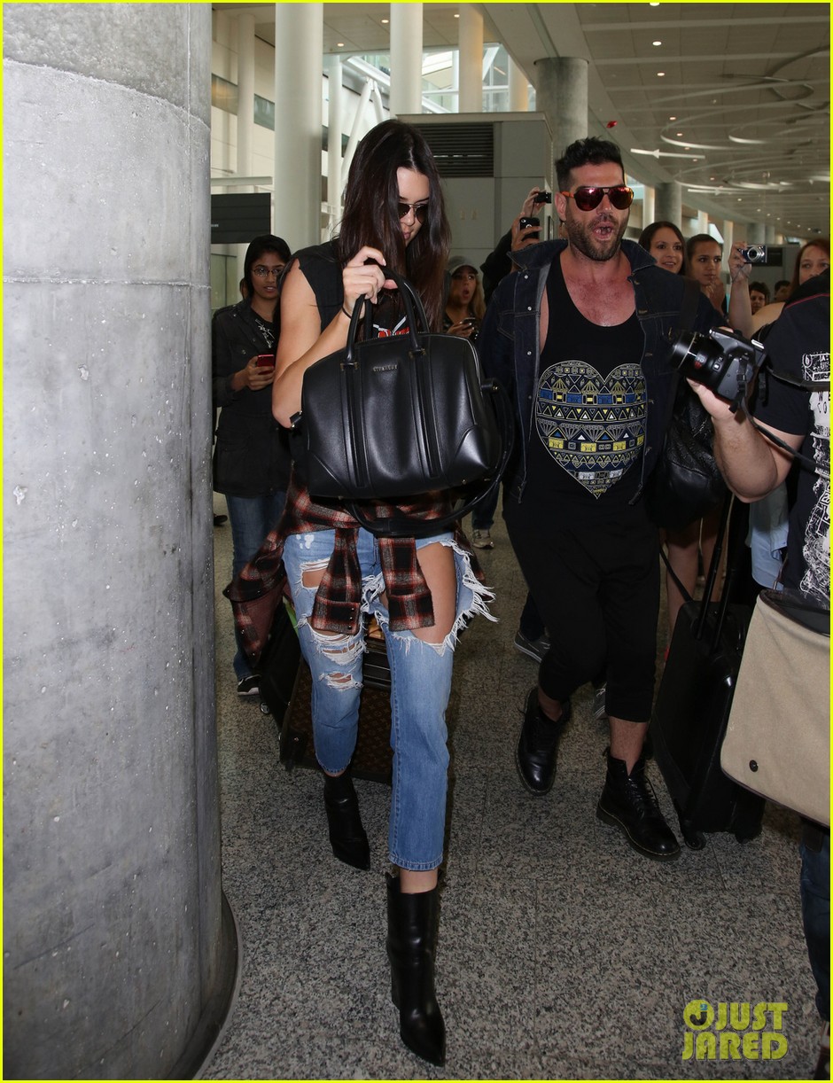 Was Kendall Jenner's MuchMusic Video Award Carpet Dress Too Risque ...