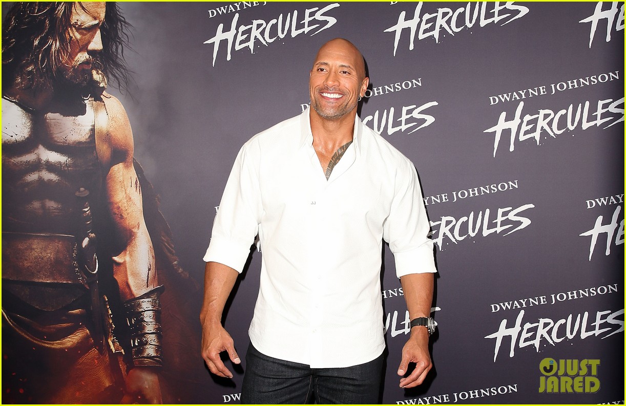 Dwyane Johnson Presented with Wallabies Jersey at Australian 'Hercules ...