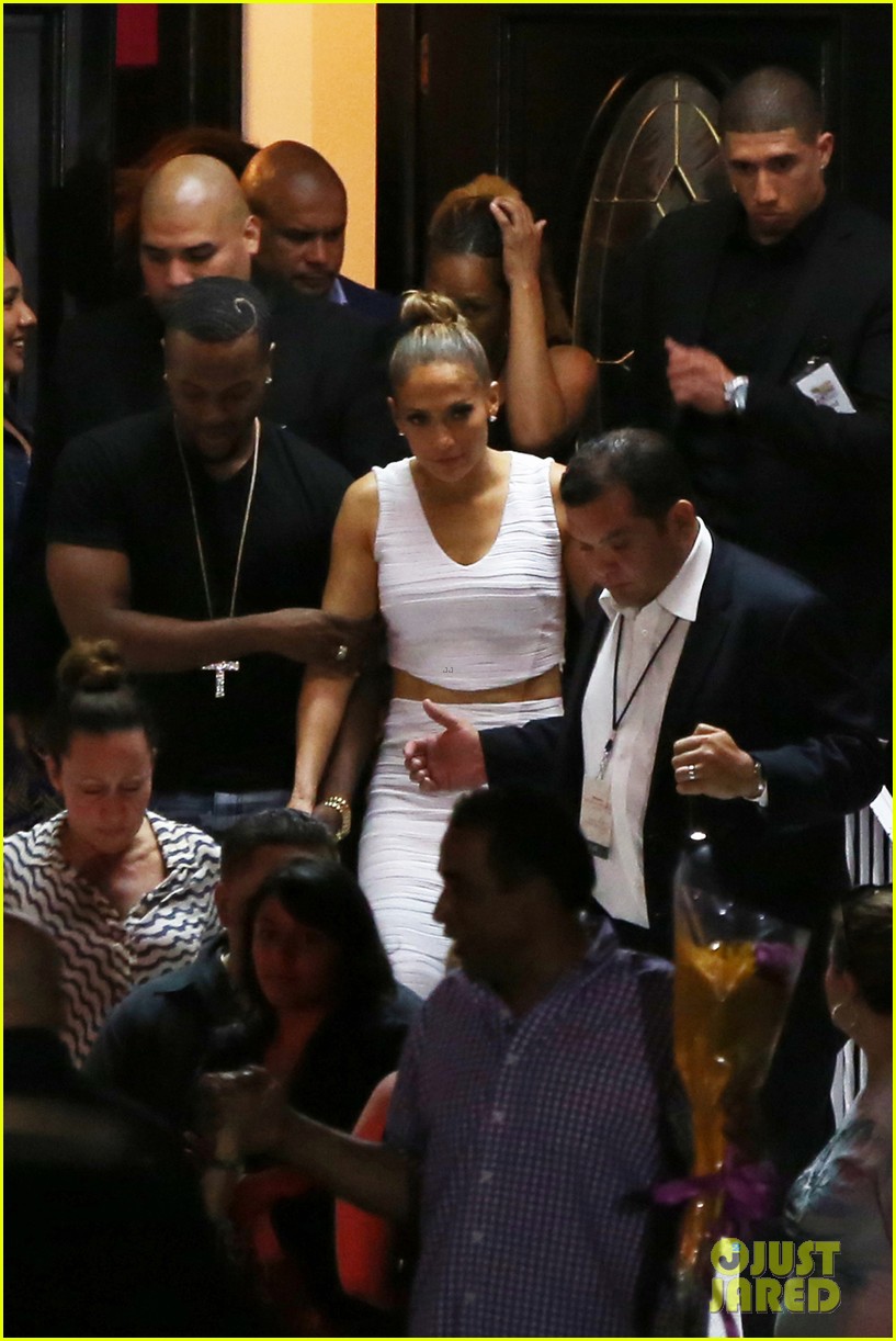 Jennifer Lopez Celebrates Her Hometown Concert with T.I.!: Photo ...