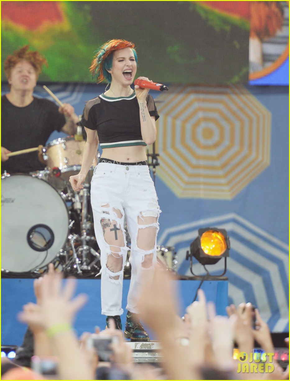 Paramore Doesn't Let the Rain Get Them Down for Amazing 'GMA ...