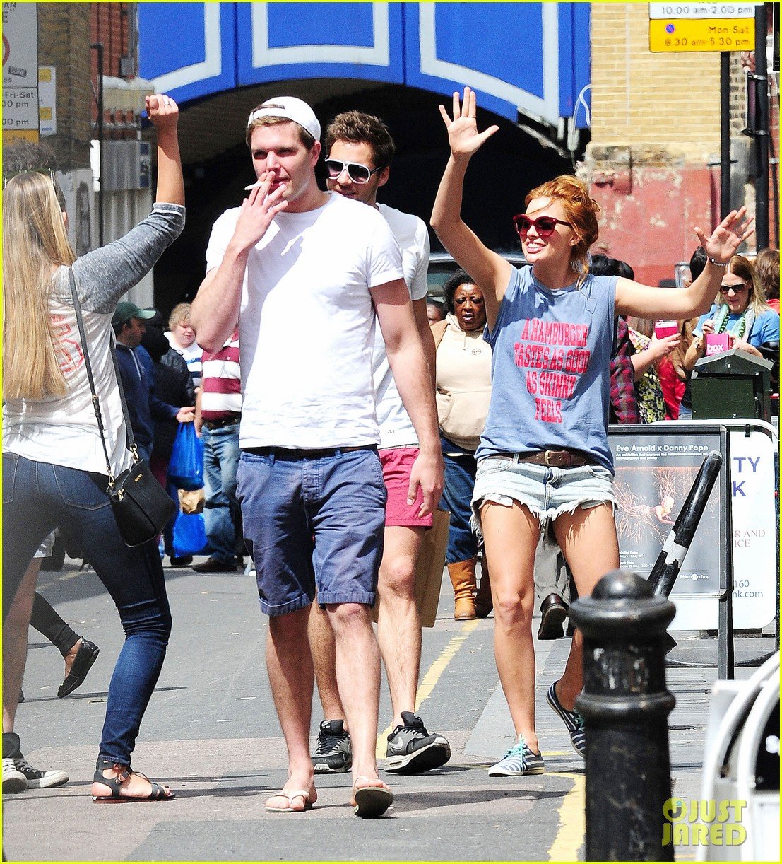 Margot Robbie: 'A Hamburger Tastes as Good as Skinny Feels': Photo ...