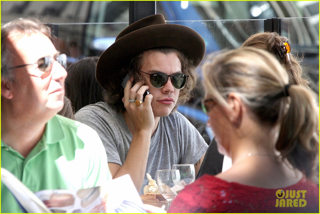 Harry Styles' Ex-Girlfriend Opens Up About the Struggle of Dating Him ...