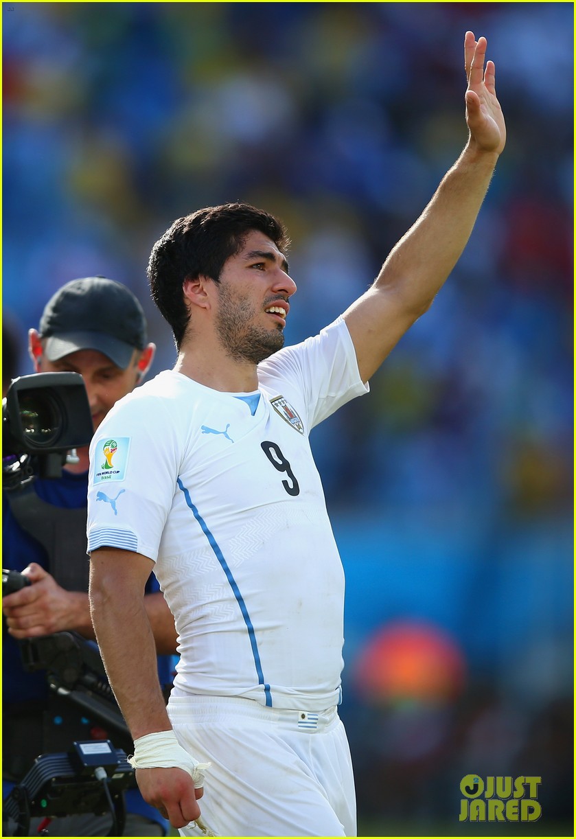 Luis Suarez Apologizes for Biting Giorgio Chiellini in World Cup: Photo ...