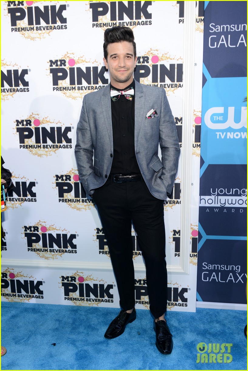 Ansel Elgort & Nick Jonas Are Making Us Swoon at the Young Hollywood ...