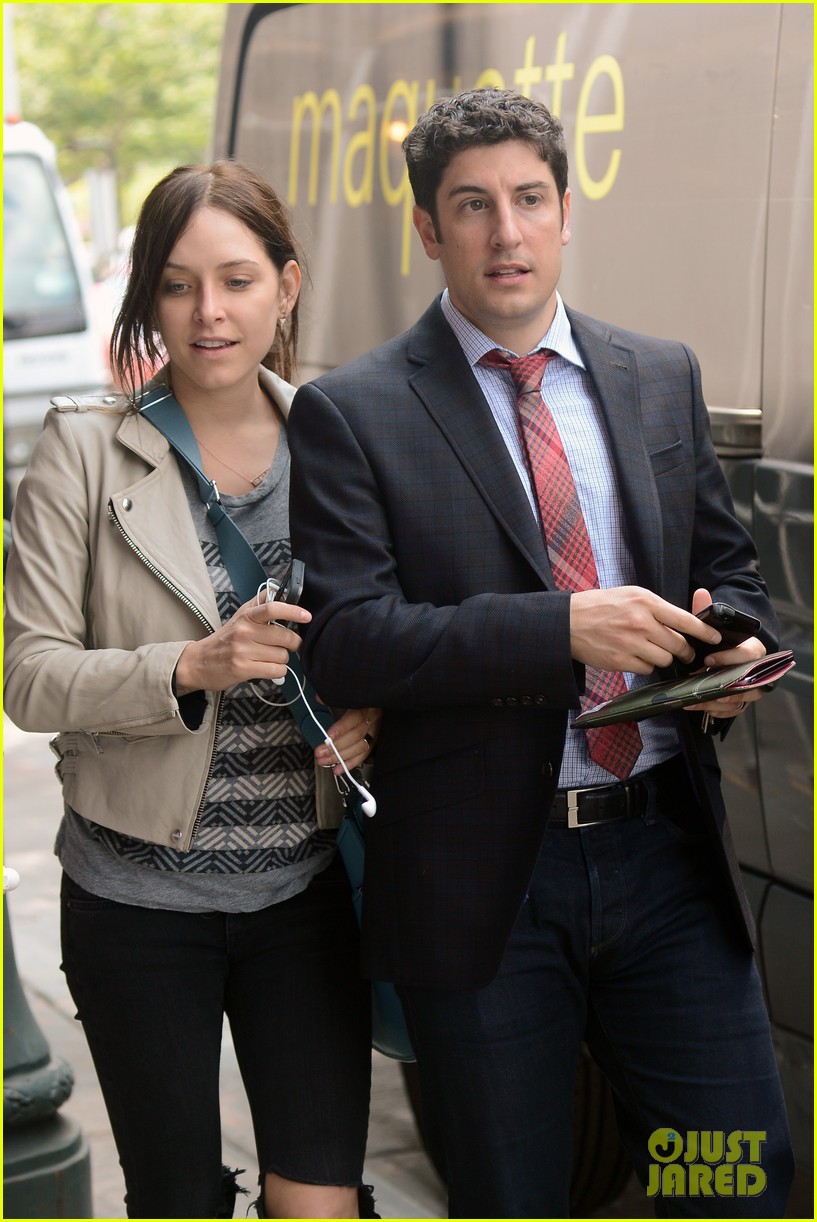 Jason Biggs Apologizes Again for His Malaysia Airlines Tweet: Photo ...