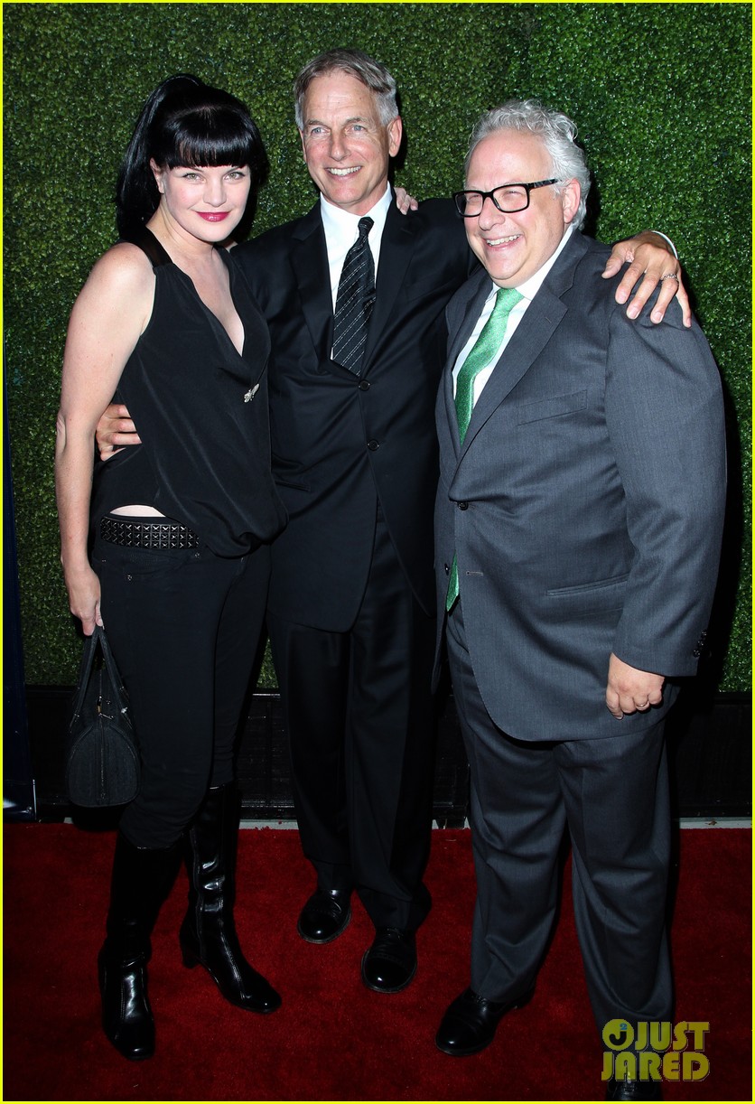 '2 Broke Girls' Kat Dennings & Beth Behrs Join 'NCIS' Stars at Summer ...