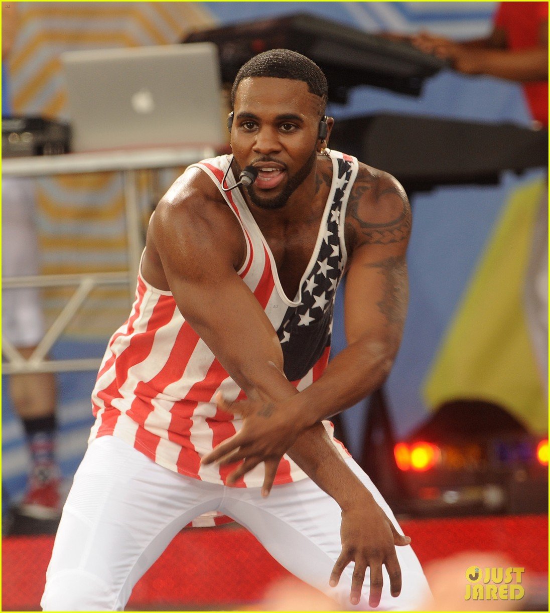 Jason Derulo Heats Up Fourth of July with Shirtless 'GMA' Show!: Photo ...