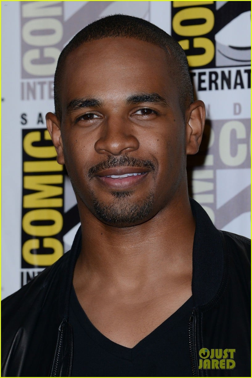 Nina Dobrev & Damon Wayans, Jr. Play 'Let's Be Cops' at Comic-Con 2014 ...