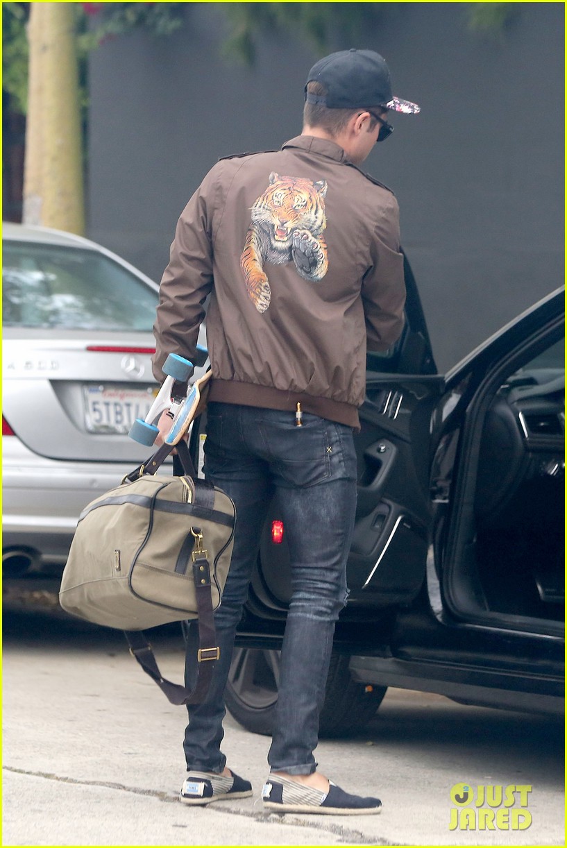 Zac Efron Spotted Leaving Michelle Rodriguez's Home with His Overnight ...