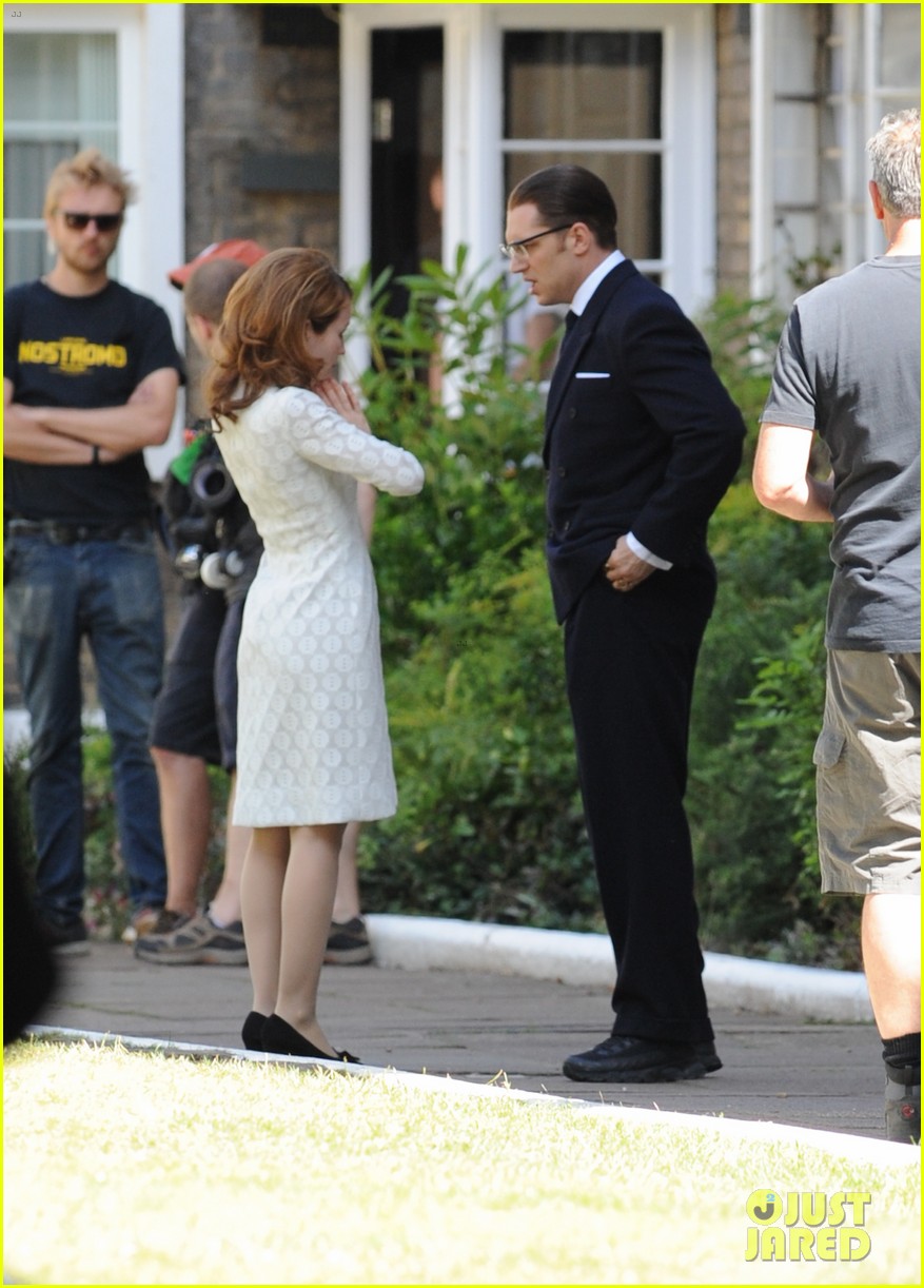 Emily Browning & Tom Hardy Continue 'Legend' in London: Photo 3155812 | Emily Browning, Tom ...