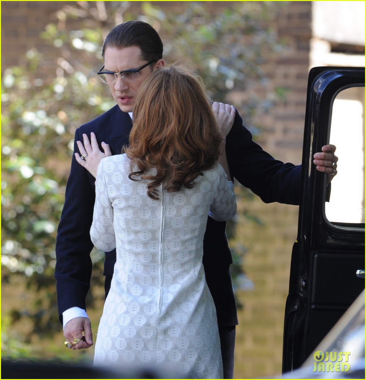 Emily Browning & Tom Hardy Continue 'Legend' in London: Photo 3155822 | Emily Browning, Tom ...