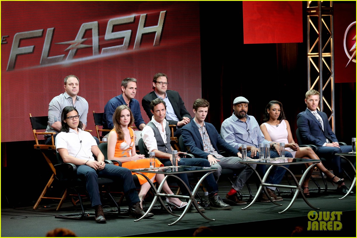 Grant Gustin's 'The Flash' Will Cross Over with 'Arrow' This Year ...