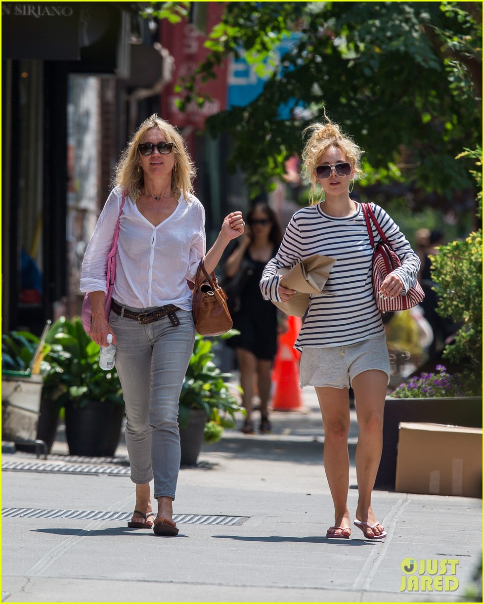 Juno Temple Grabs Lunch with Her Mom in NYC After New 'Horns' Poster ...