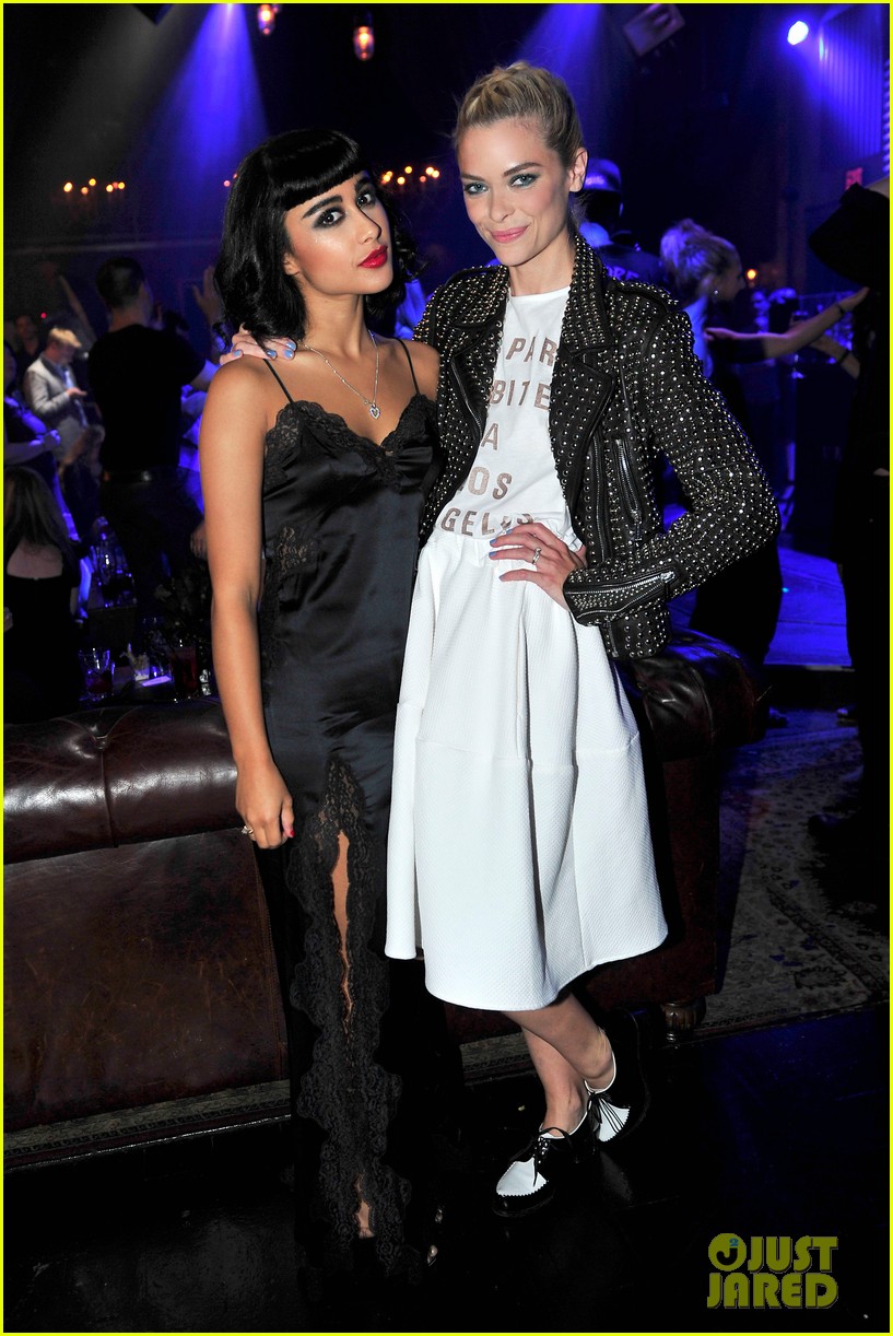 Jaime King Pops in Punk Outfit for Urban Decay's Peep Show: Photo ...