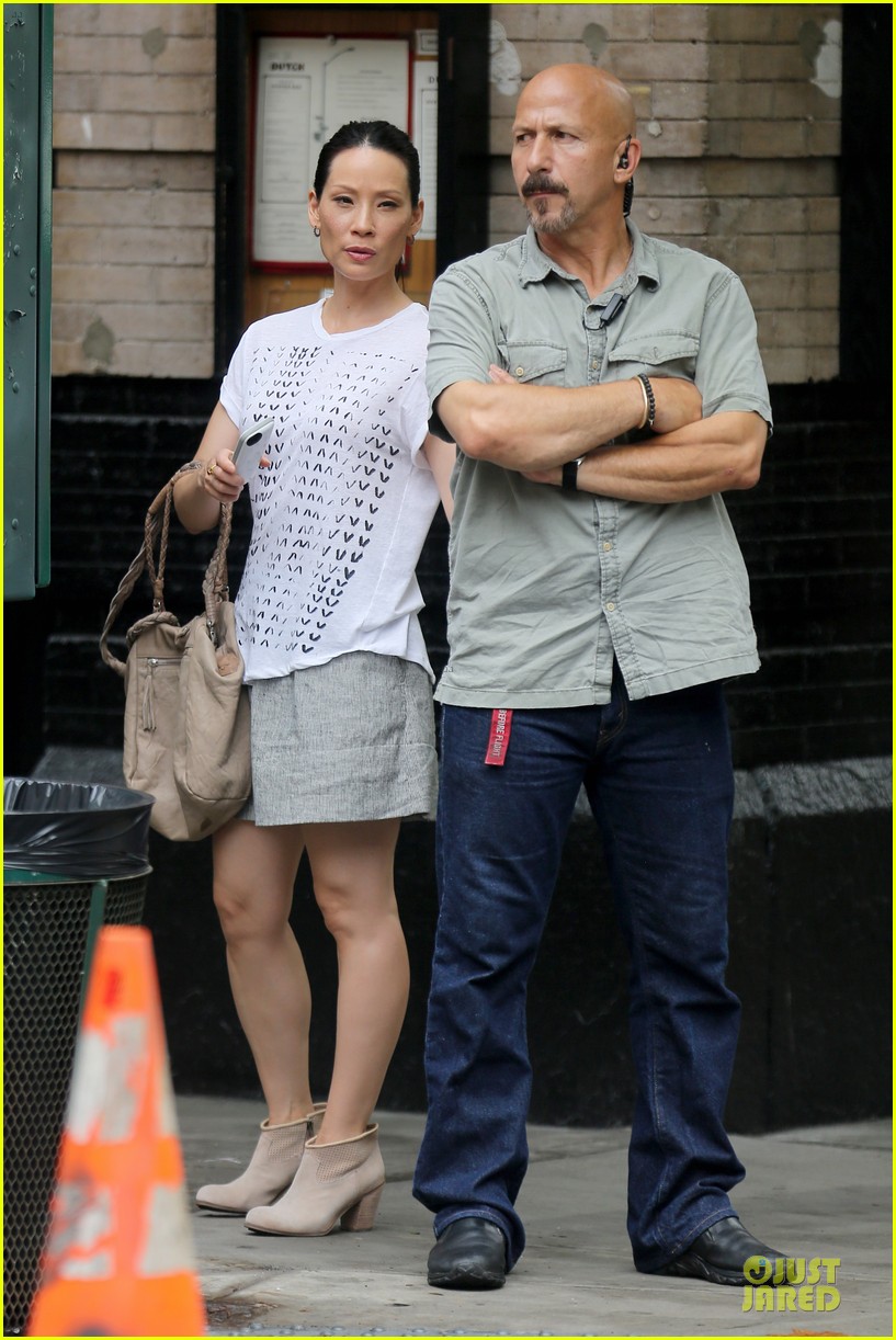 Lucy Liu Still Manages to Look Stylish While Fighting For 'Elementary ...