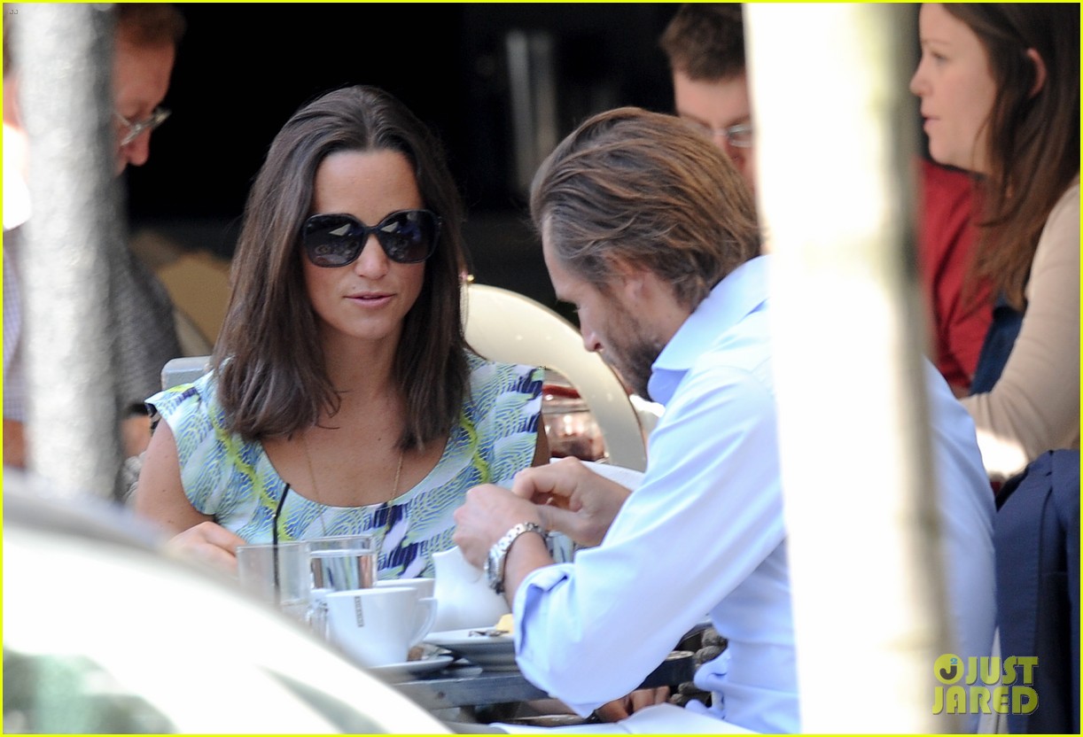 Pippa Middleton's Handsome Pal Sure Can Make Her Laugh!: Photo 3149180 ...
