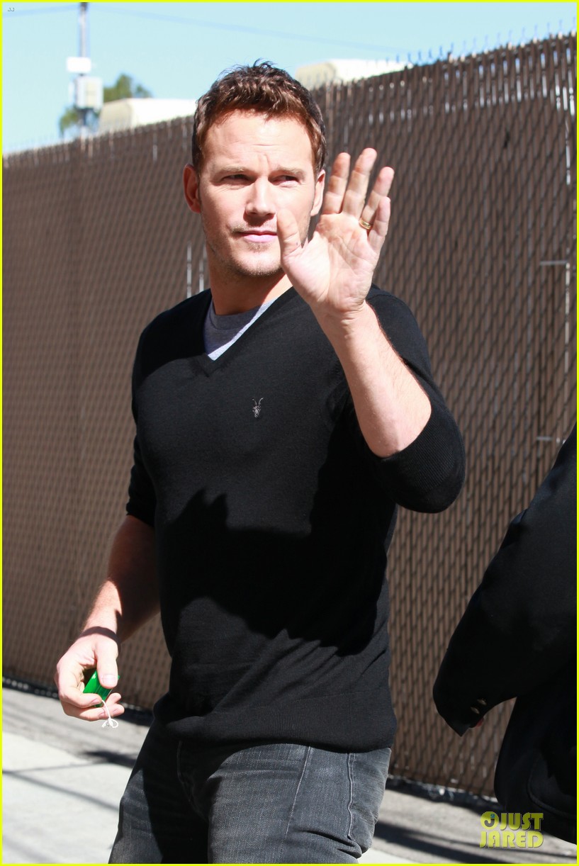 Chris Pratt Is Definitely the Leading Man By Anna Faris' Side at ...