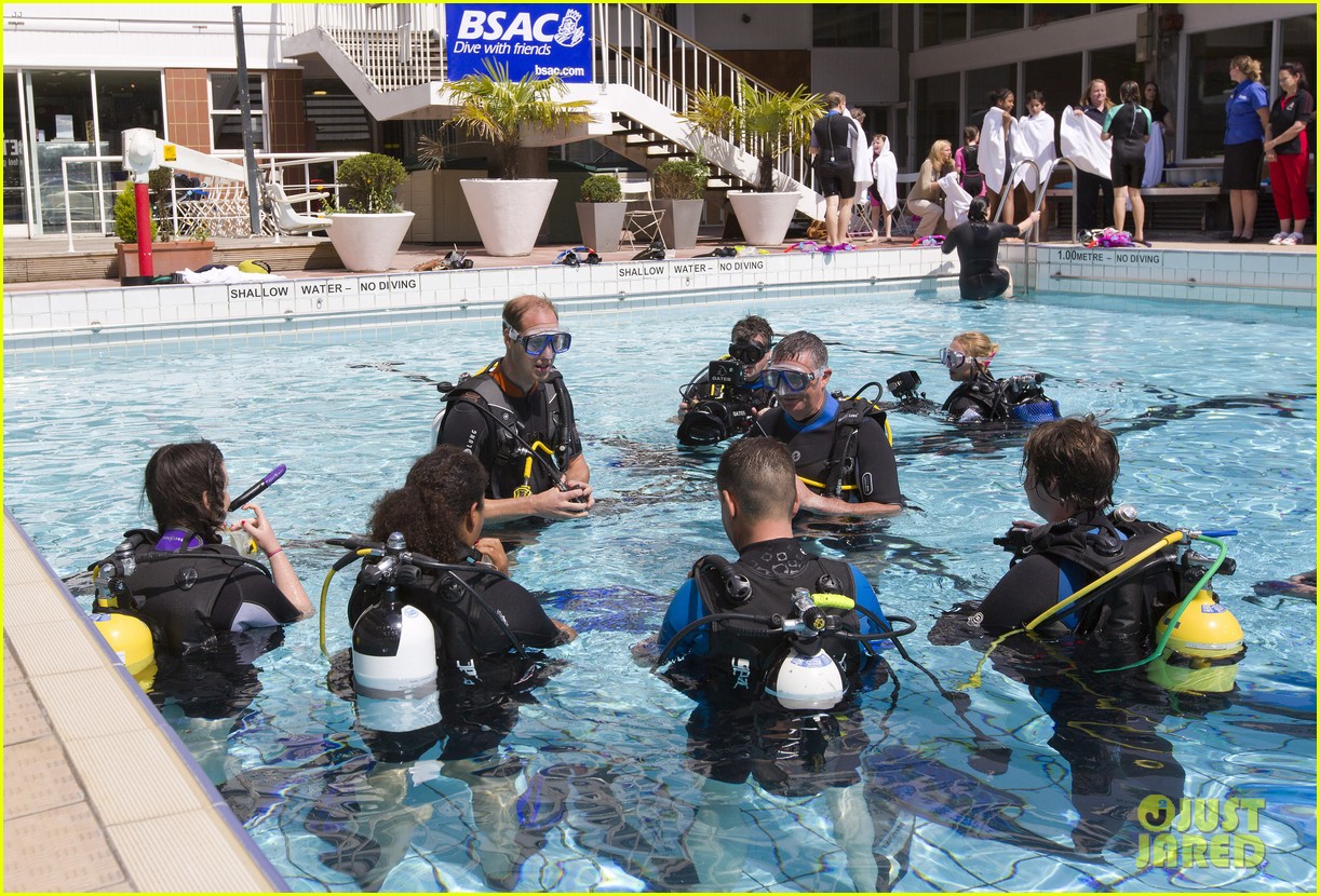 Sporty Royals! Prince Harry Plays Polo While William Snorkels!: Photo ...