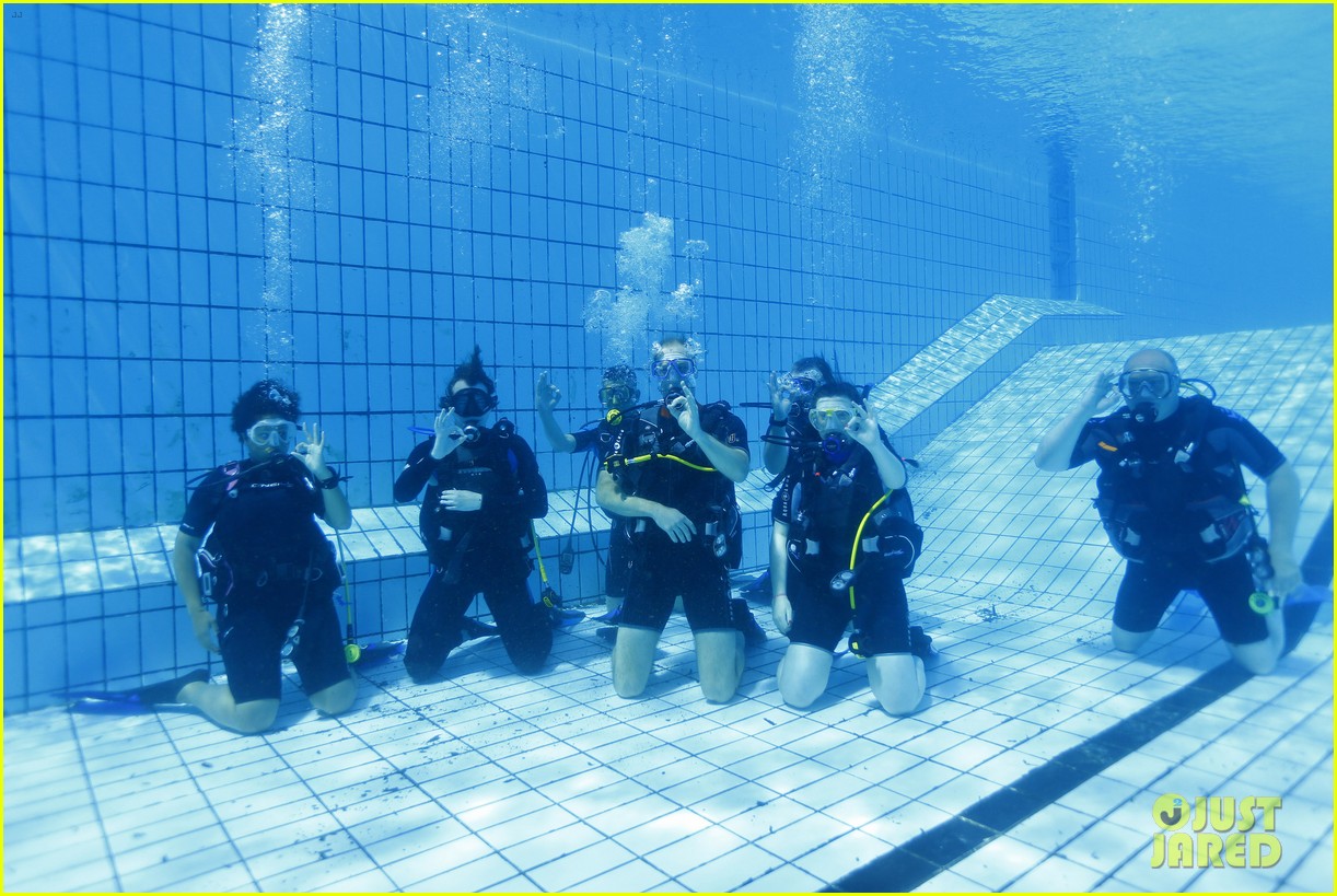 Sporty Royals! Prince Harry Plays Polo While William Snorkels!: Photo ...