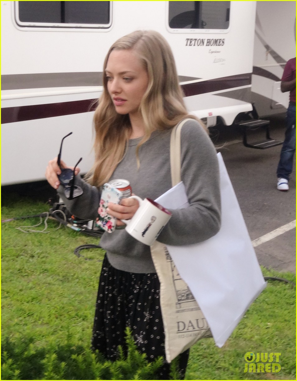 Mark Wahlberg & Amanda Seyfriend Arrive on Set for First Day of 'Ted 2 ...