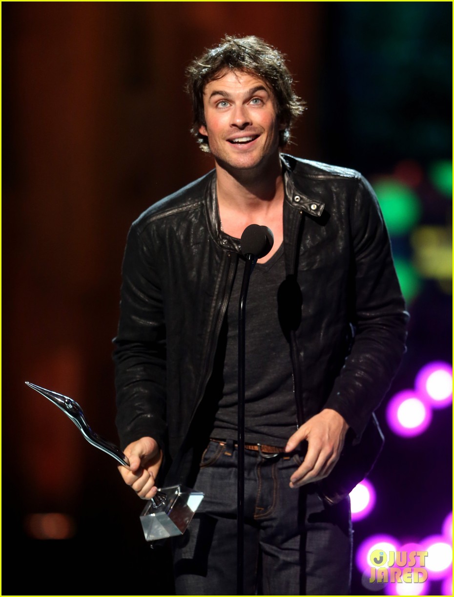 Ian Somerhalder: 'The Vampire Diaries' Wins Best Threesome at Young ...