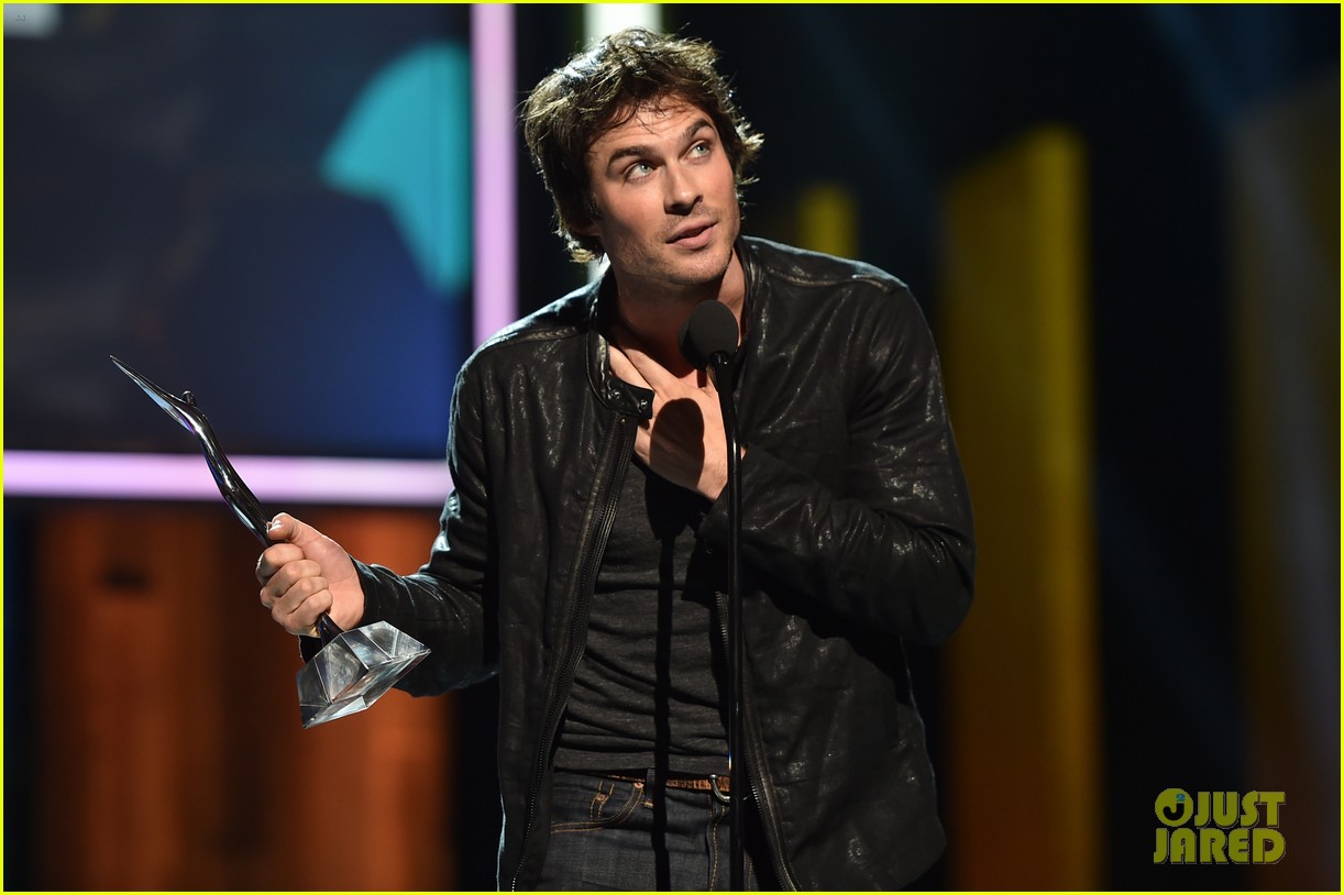 Ian Somerhalder: 'The Vampire Diaries' Wins Best Threesome at Young ...