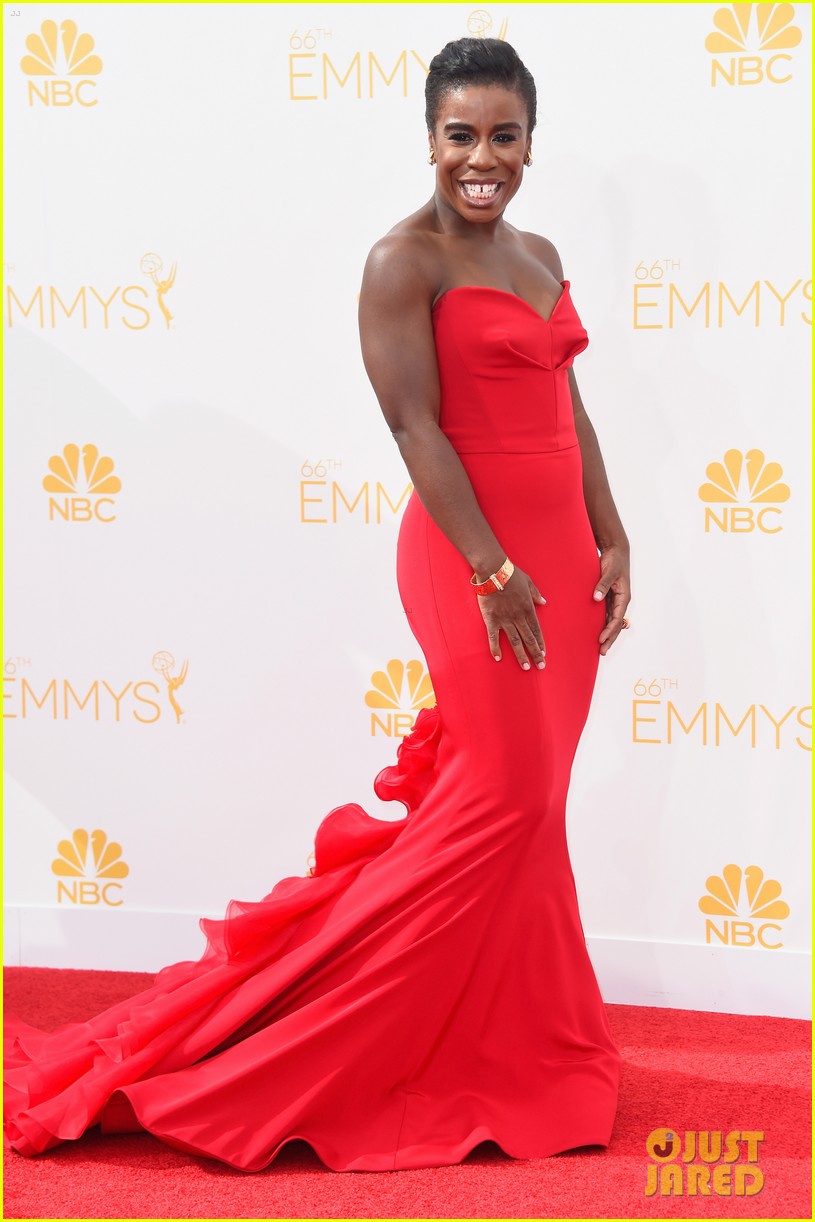 Uzo Aduba & Taryn Manning Steer Clear of 'Orange' on Emmys 2014 Red ...