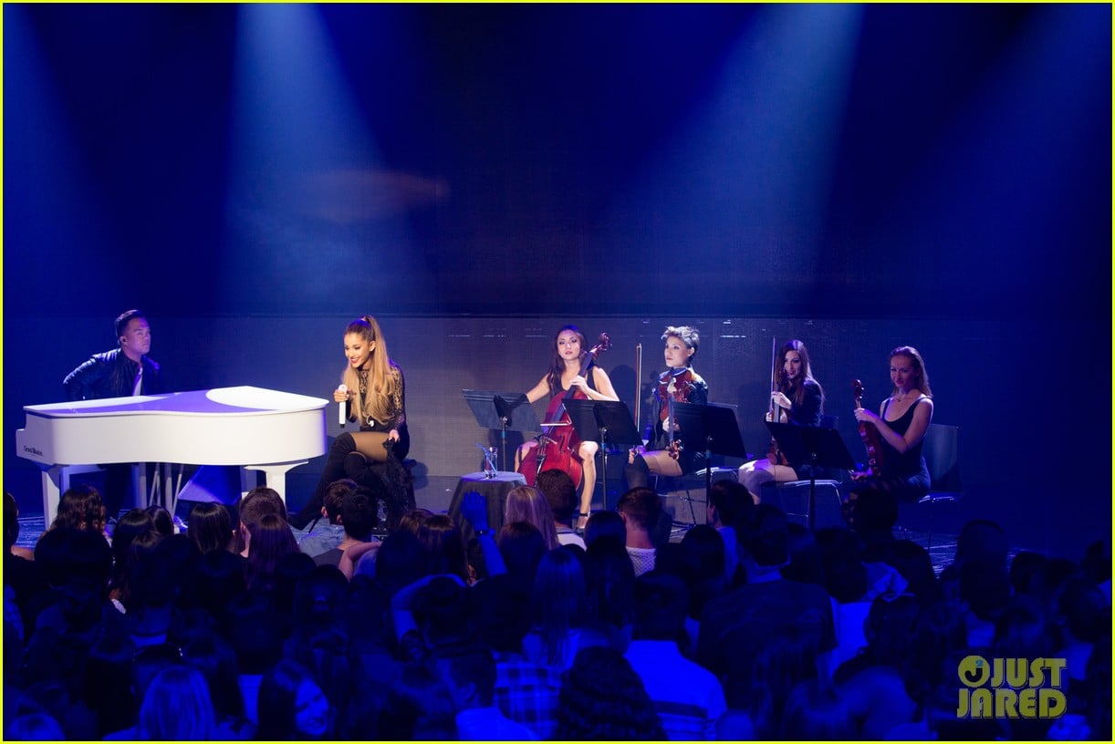 Ariana Grande Hosts 'My Everything' iHeartRadio Concert With Big Sean ...
