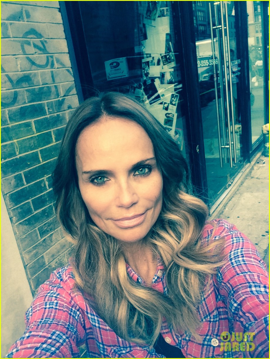 Kristin Chenoweth Debuts New Dark Hair Color - See the Pics!: Photo ...