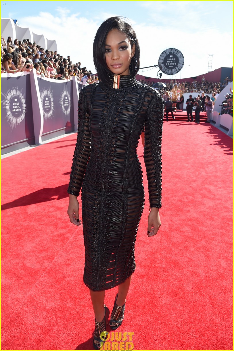 Chanel Iman & Jourdan Dunn Look Runway Ready at the MTV VMAs 2014 ...
