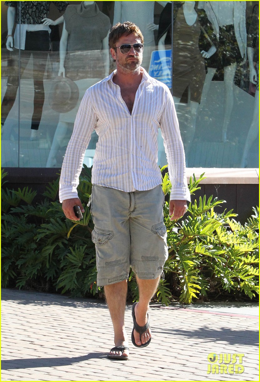 Gerard Butler Shows Off Chest Hair While Shopping in Malibu: Photo ...