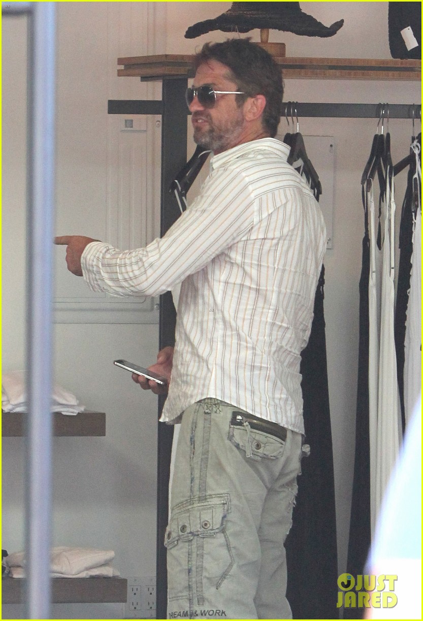 Gerard Butler Shows Off Chest Hair While Shopping in Malibu: Photo ...