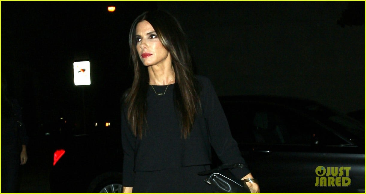 Chelsea Handler Dines with Sandra Bullock, Jennifer Aniston & More ...