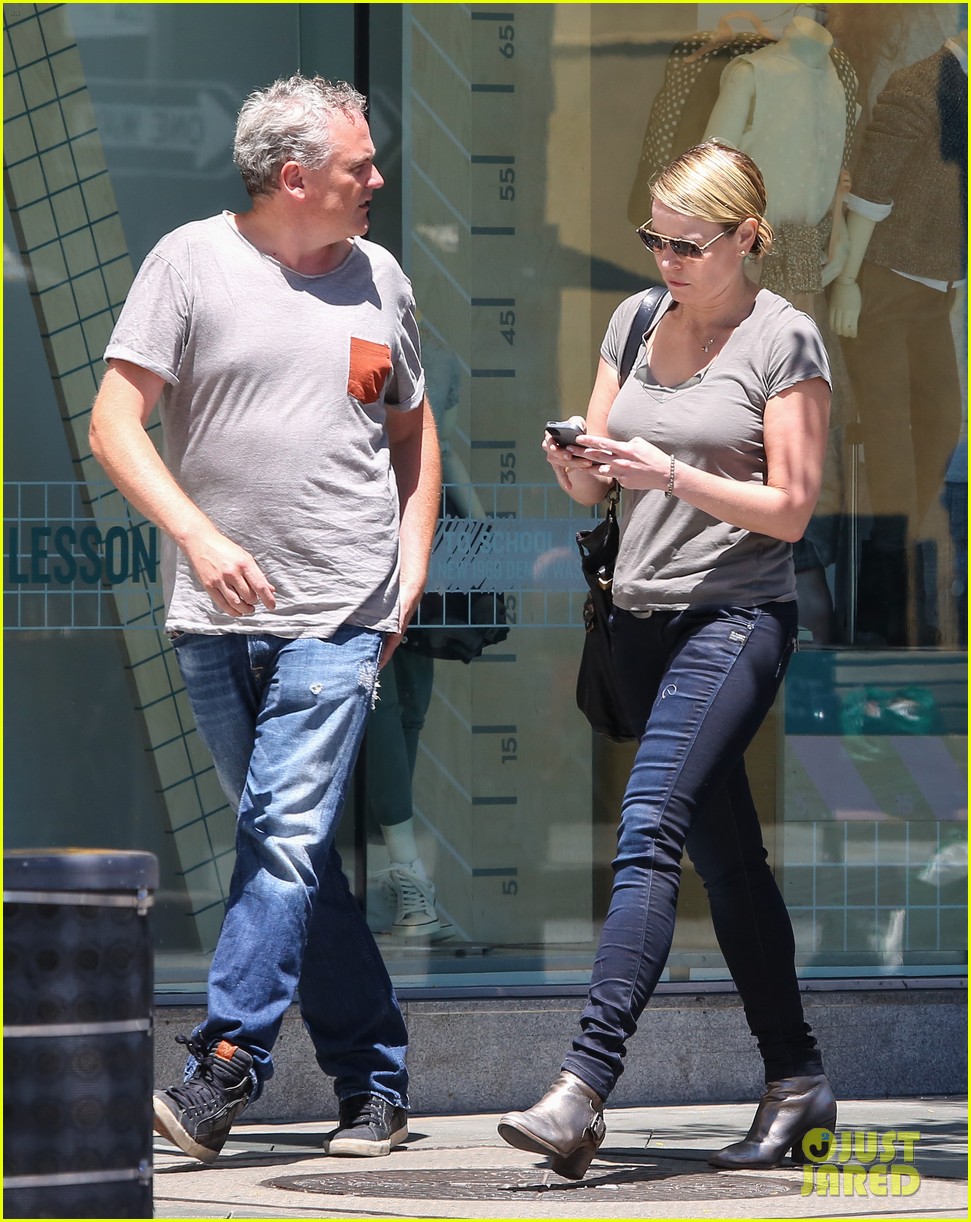 Chelsea Handler Sets Date for First Netflix Comedy Special!: Photo ...