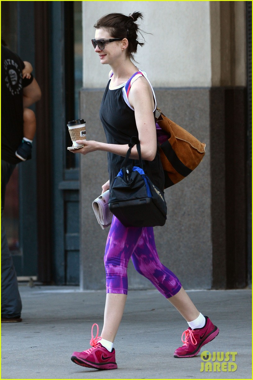 Anne Hathaway Gets Energized for a Long Day of Filming!: Photo 3185910 ...