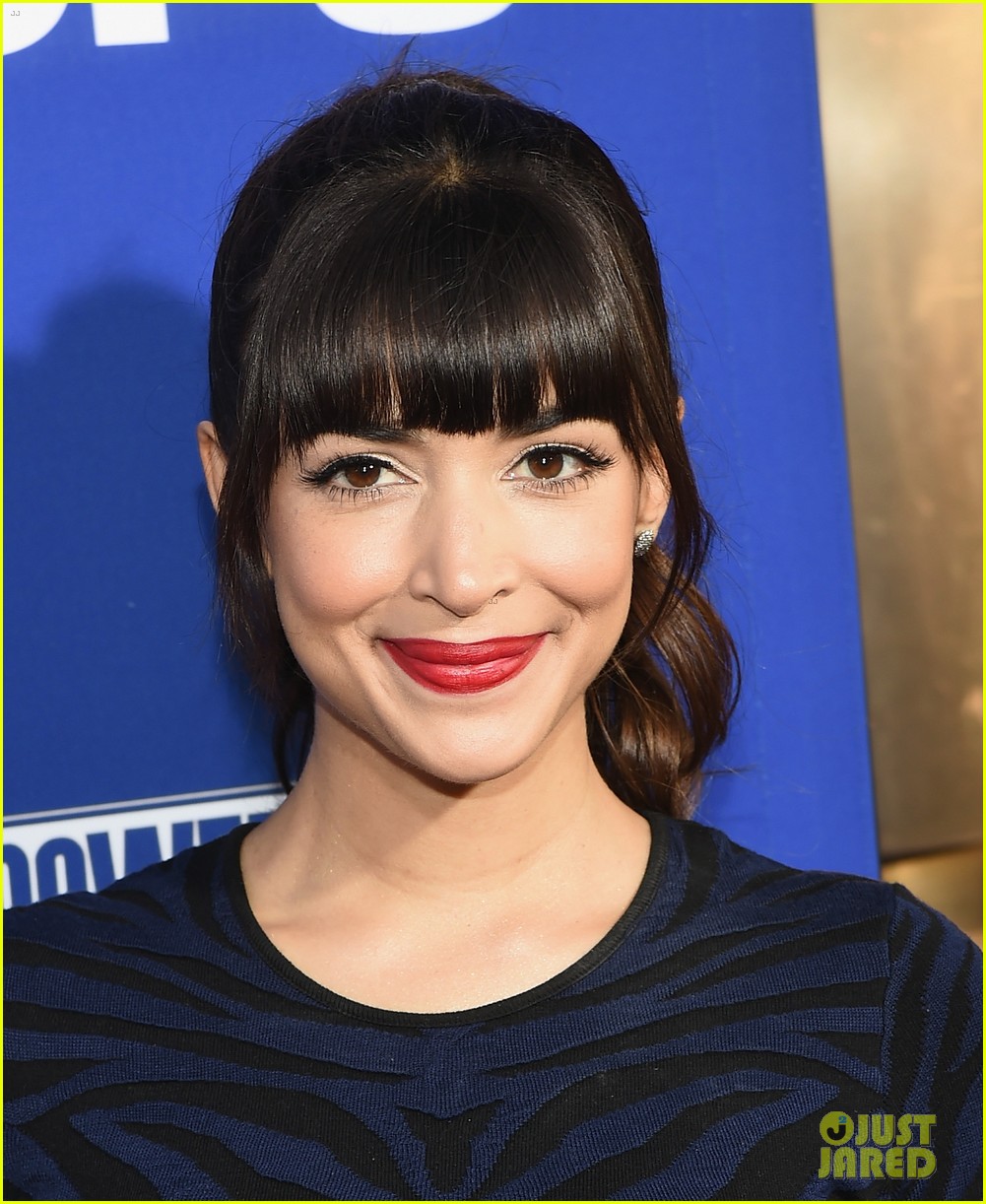 Jake Johnson & Damon Wayans Jr. Leave Their Uniforms at Home for 'Let's ...