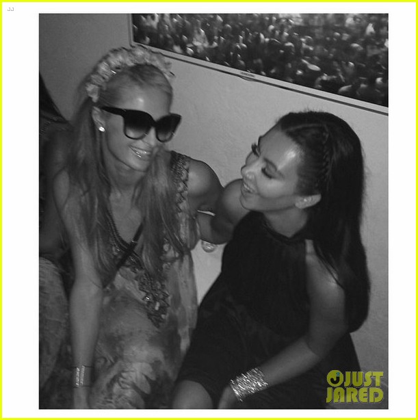 Kim Kardashian & Paris Hilton Reunite & Show There's No Feud: Photo ...