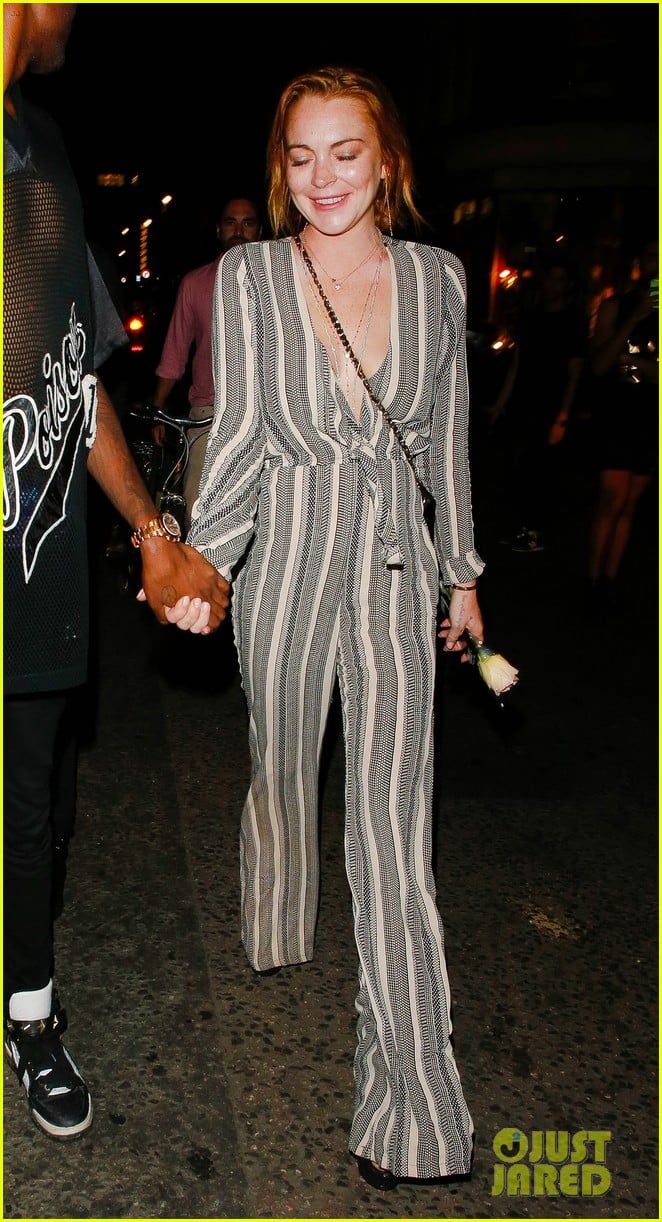 Lindsay Lohan Holds Hands with Blogger Vas J Morgan: Photo 3168392 ...