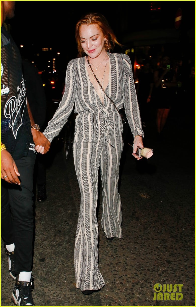 Lindsay Lohan Holds Hands with Blogger Vas J Morgan: Photo 3168394 ...