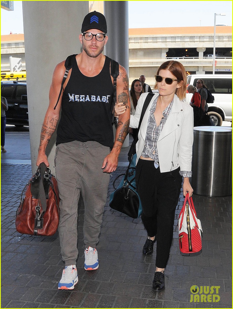 Kate Mara & Robin Wright Fly Away After the Emmys: Photo 3185195 ...