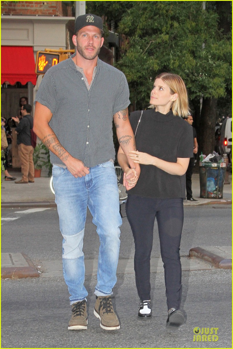 Kate Mara & Stylist Johnny Wujek Hold Hands In NYC: Photo 3173733 ...