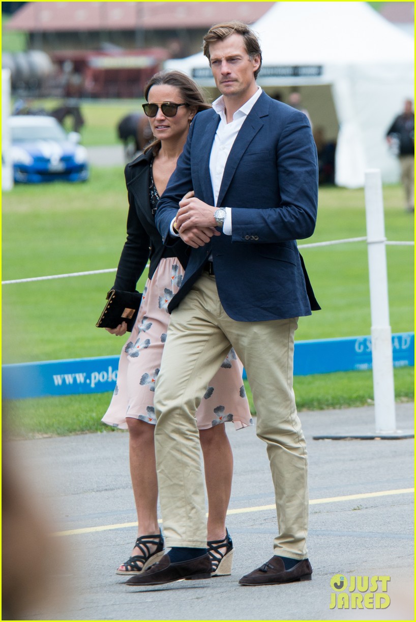 Pippa Middleton & Boyfriend Nico Jackson Enjoy Romantic Weekend Getaway ...