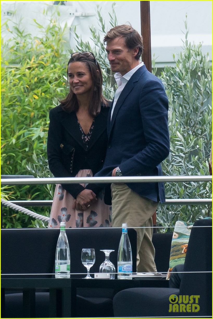 Pippa Middleton & Boyfriend Nico Jackson Enjoy Romantic Weekend Getaway ...