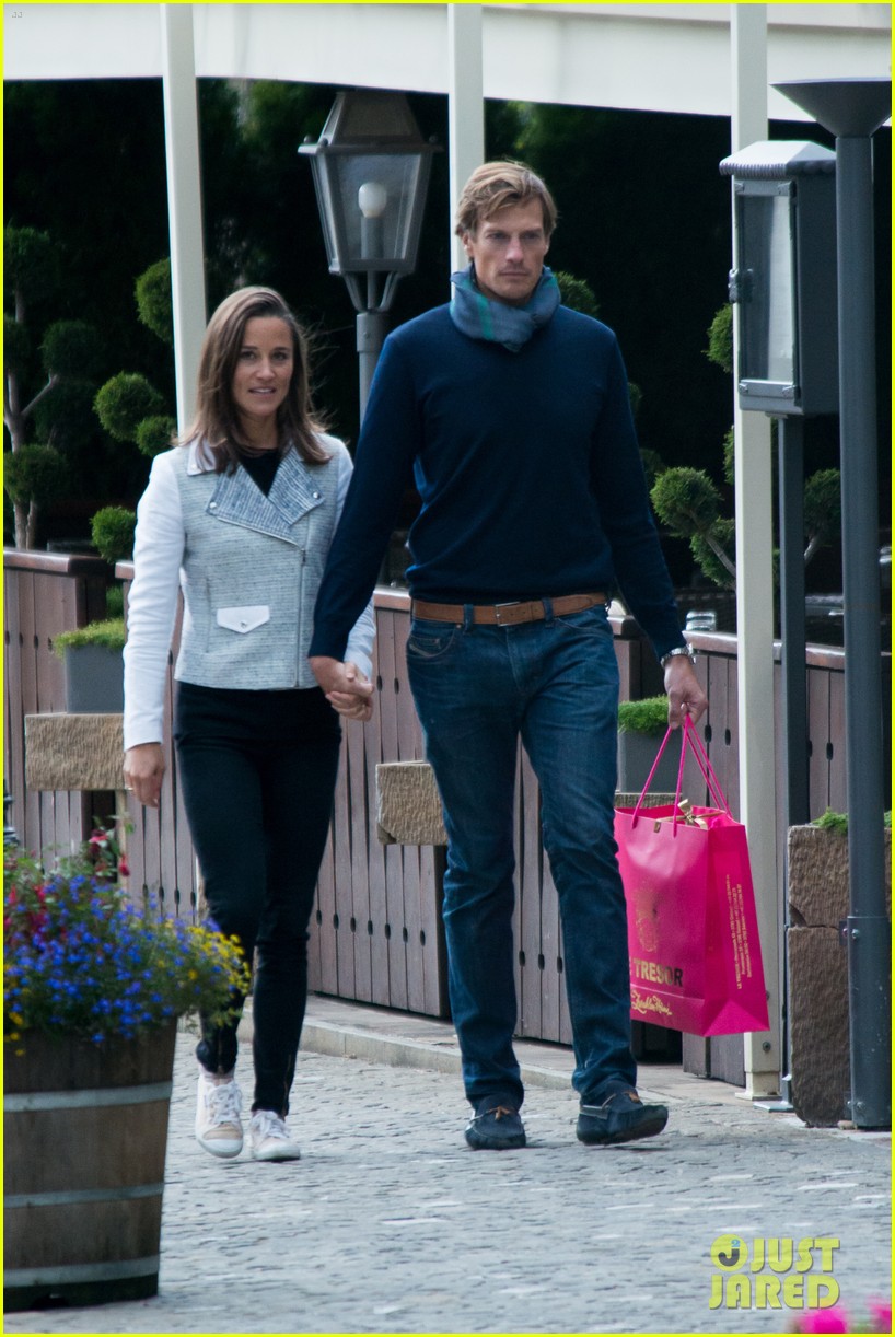Pippa Middleton & Boyfriend Nico Jackson Enjoy Romantic Weekend Getaway ...