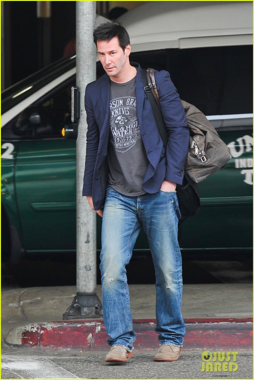 Keanu Reeves Shaves His Beard & Rocks Clean-Shaven Face!: Photo 3174766 ...